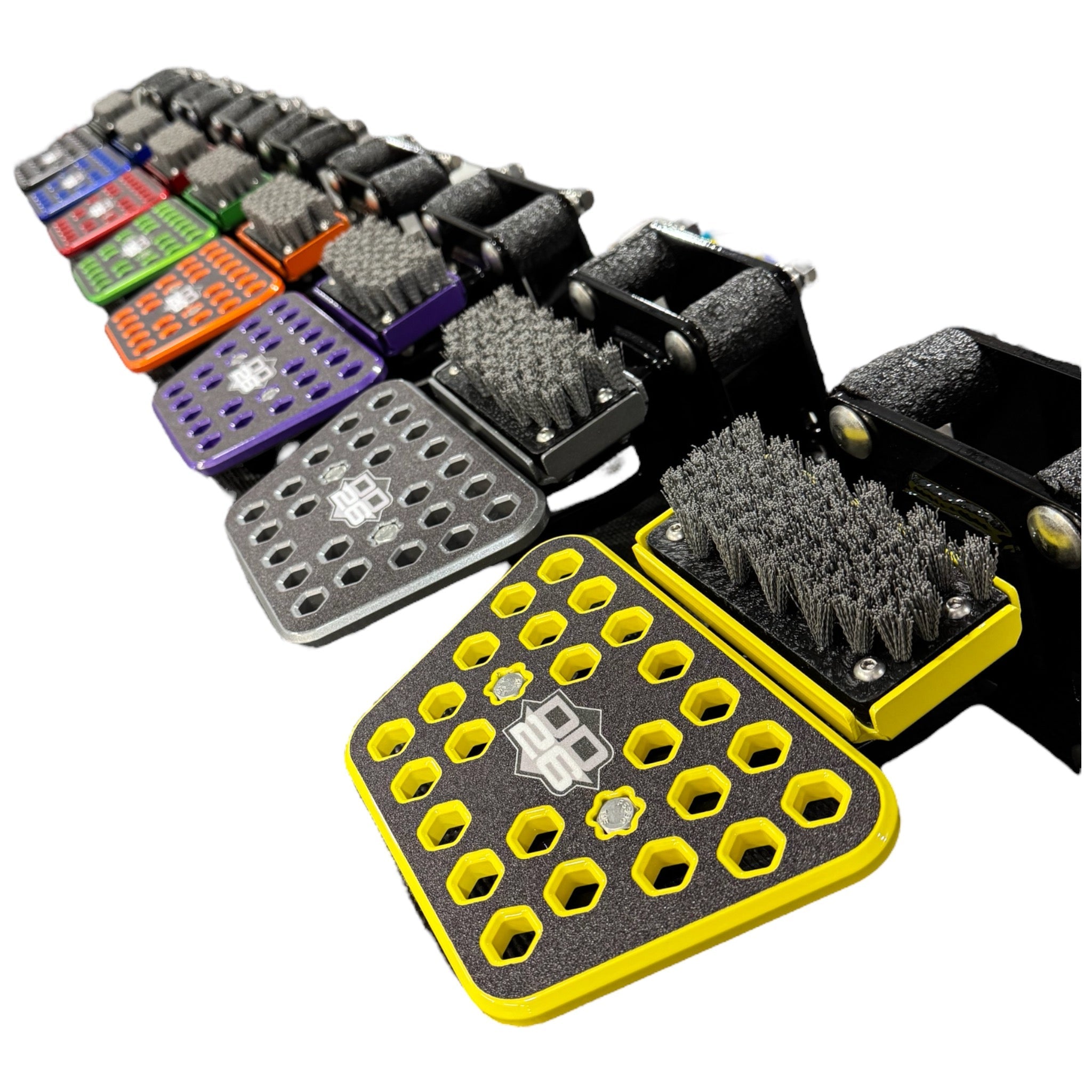 DD26 Fishing Access Step STANDARD with Kick Brush – Elite Sonar